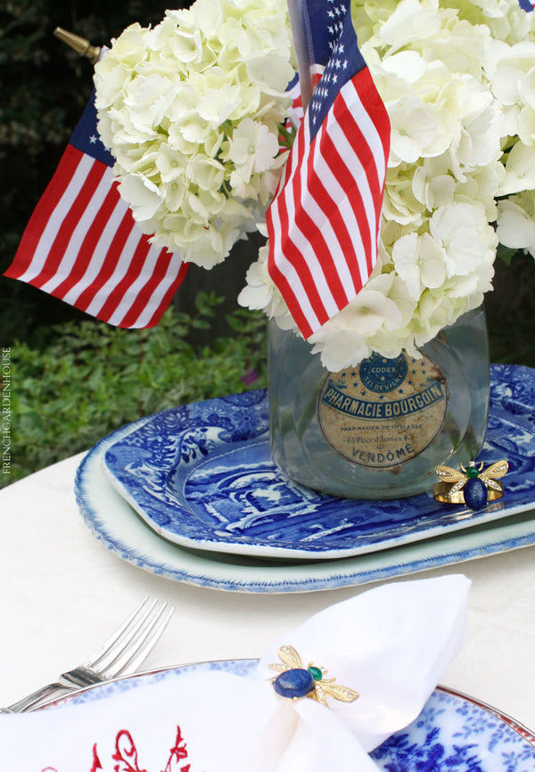Summer Patriotic Table Setting - frenchgardenhouse